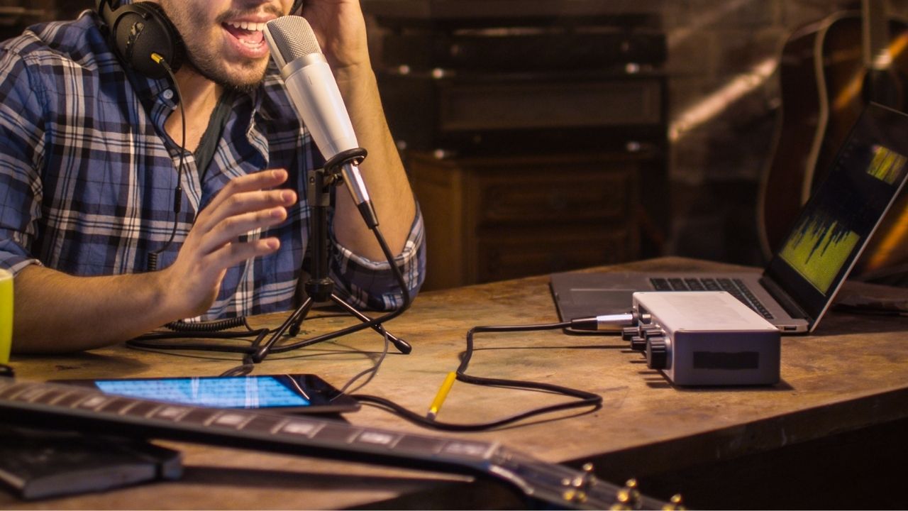 How To Use Your iPhone as an Amazing Dual-Audio Recorder for YouTube