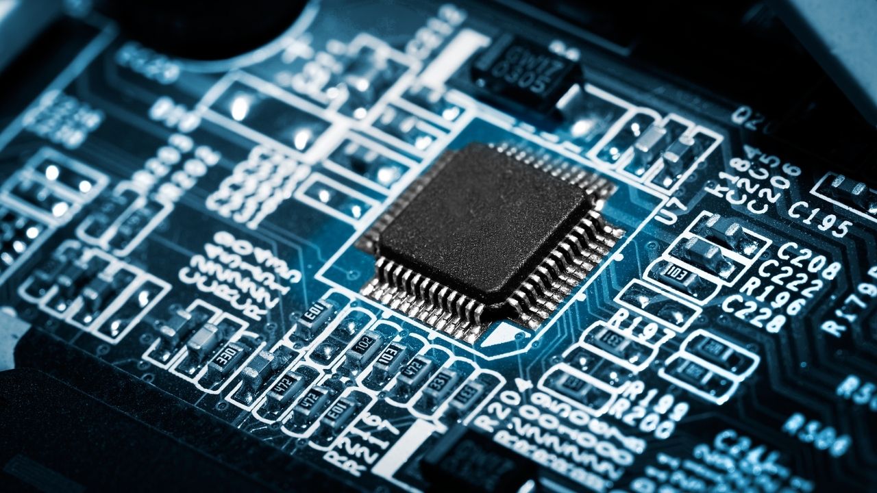 Does The M1 Max Actually Perform Better Than Intel or AMD?